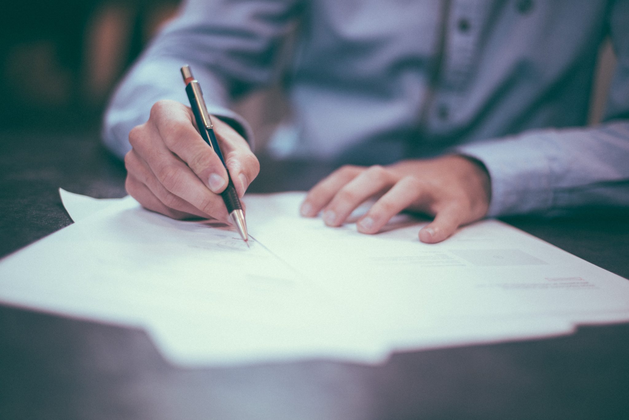 How To Write A Company Policy And Examples | Connecteam