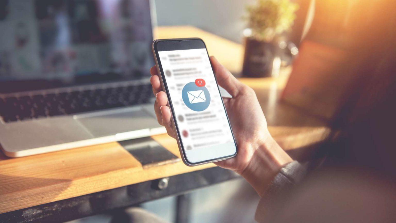 How to Write a PTO Request Email (With Examples)