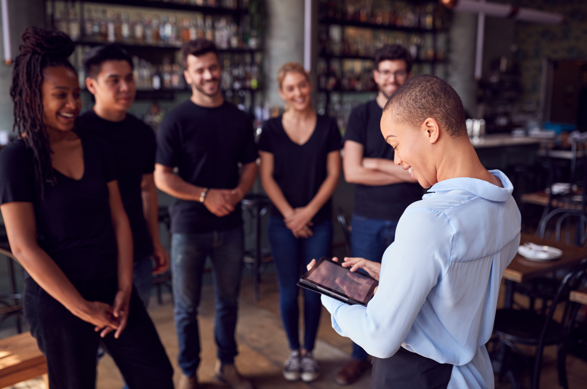 8 Strategies to Improve Communication in Food & Beverage
