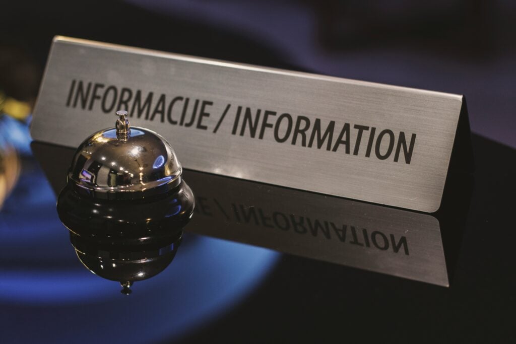 How to Improve Communication in the Hospitality Industry