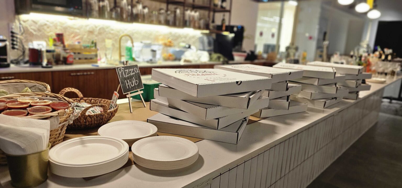 15 Employee Appreciation Food Ideas for Businesses in 2026